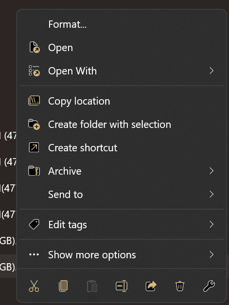 Bug: "Format..." shouldn't be visible if items are selected · Issue #12401 · files-community ...
