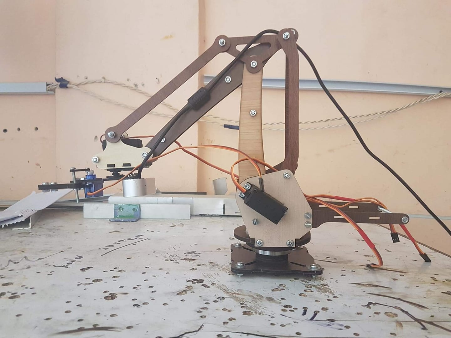 GitHub - Lameeselbakr55/Color-Sorting-UARM-Using-LabVIEW-and-Arduino ...