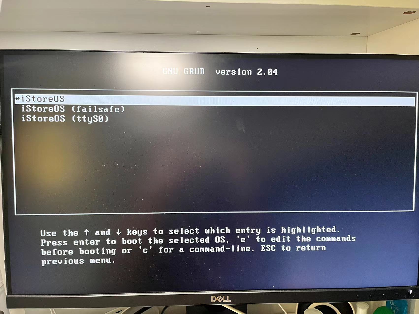x86_1216版本引导时卡在GNU GRUB界面，无法自动引导iStoreOS · Issue #558 · istoreos/istoreos · GitHub