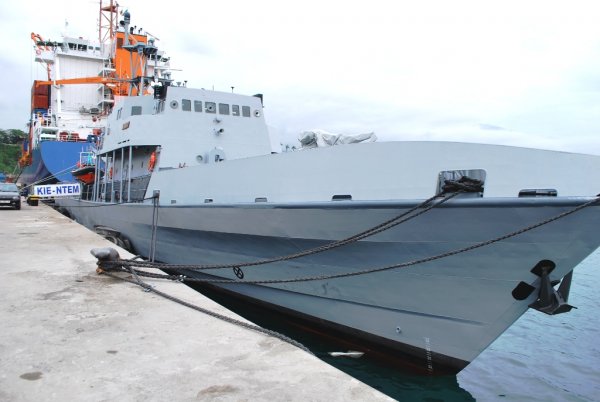 Add:Kie Ntem (OPV-62) class ships, Equatorial-Guinea Navy · Issue #424 ...