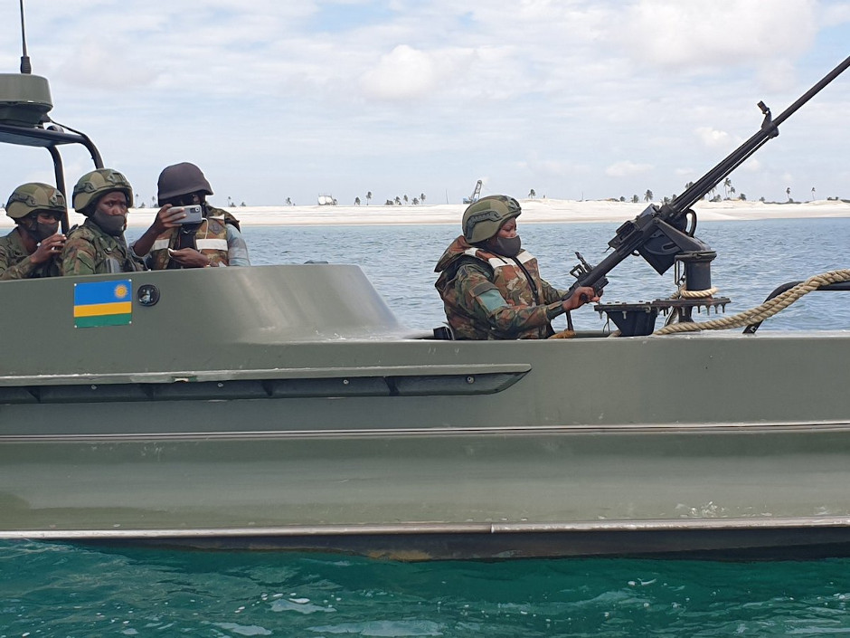 Rwanda Marine 'Squad 007' Fabio Buzzi 36" RHIB · Issue #2183 ...