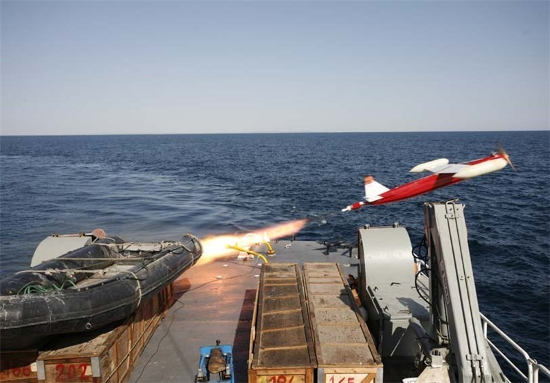 Please add 1x davit for 7m RHIB and also small pad for UAV for Hendijan ...